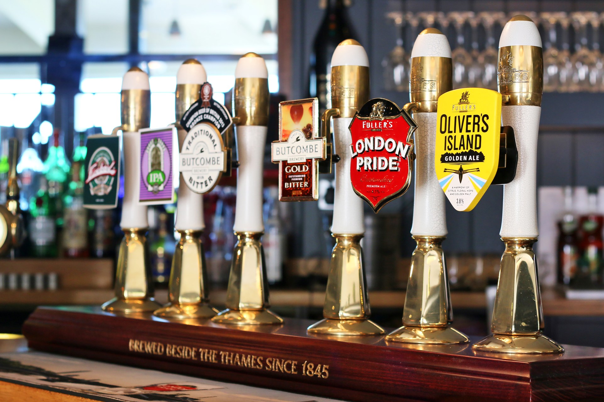 Drink at The Windmill Pub & Restaurant, Portishead